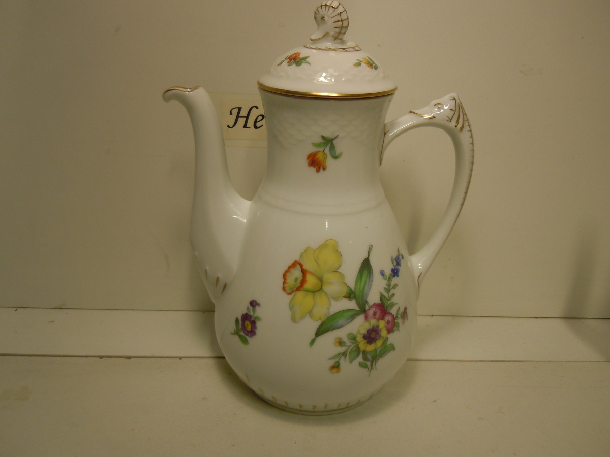 301/91a Kaffekande 1.sort. - Saksisk Blomst Hvid - Herli-ting.dk